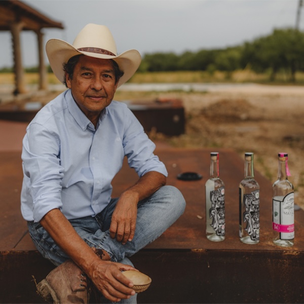 Handcrafted Mezcal Machetazo Retains Mexican Originality - Esquire ...