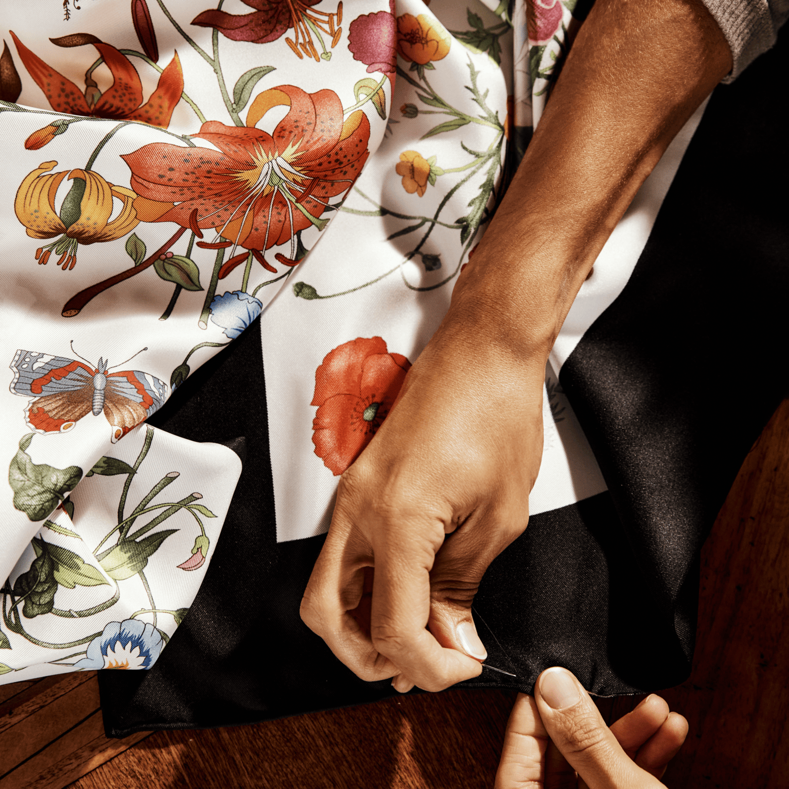 Gucci's Silk Scarf: A Muse Woven From History