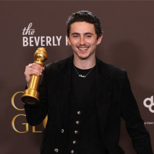 Timothée Chalamet Finally Won His First Golden Globe Award - Esquire ...